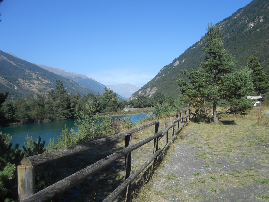 Lago di Orfù, bellezza interdetta e monolito nascosto: un tesoro tra ...