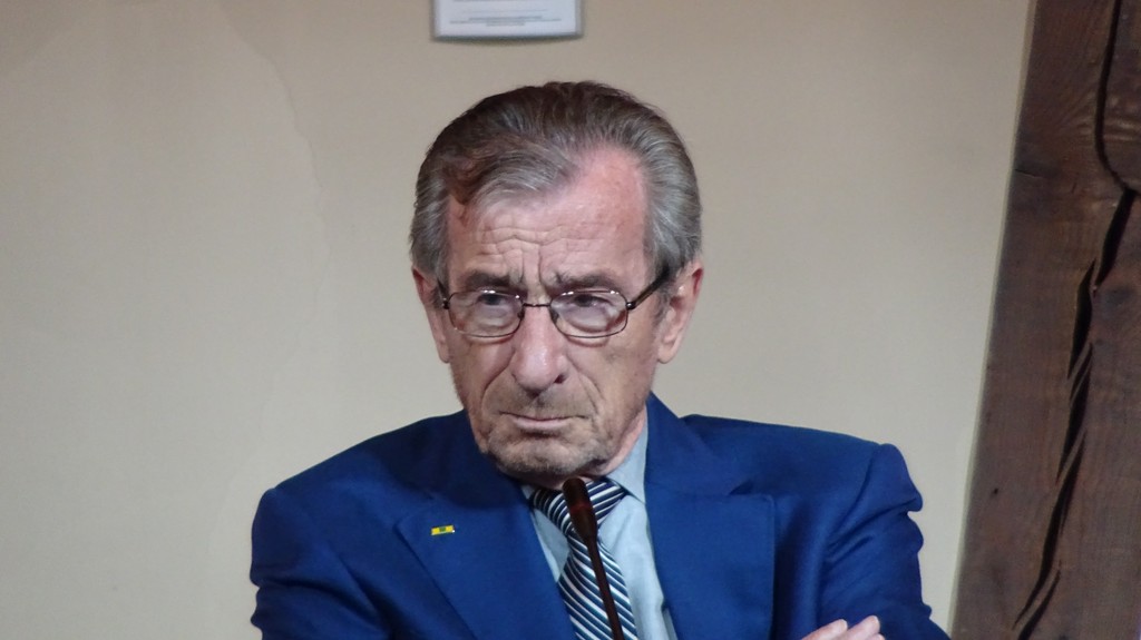 A. FRECCHIAMI‴‴‴ - Valledaostaglocal.it