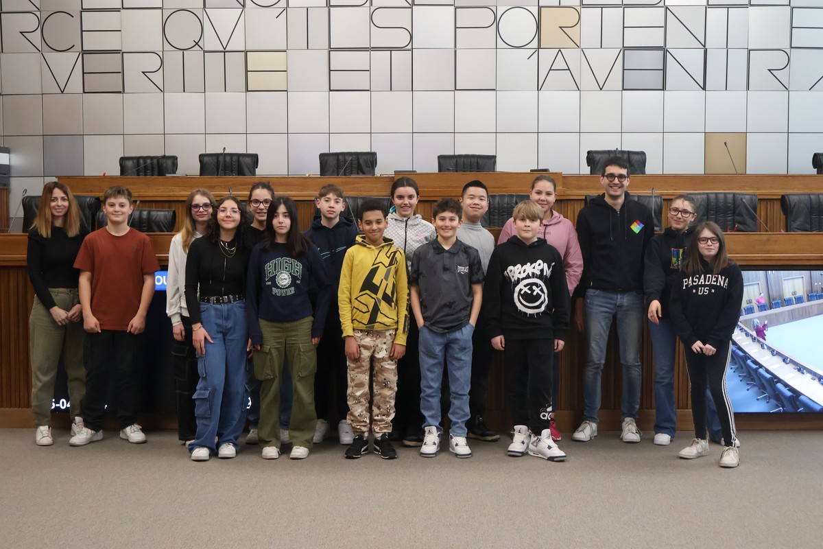 Con Portes Ouvertes la II A della Scuola Secondaria di Morgex alla ...