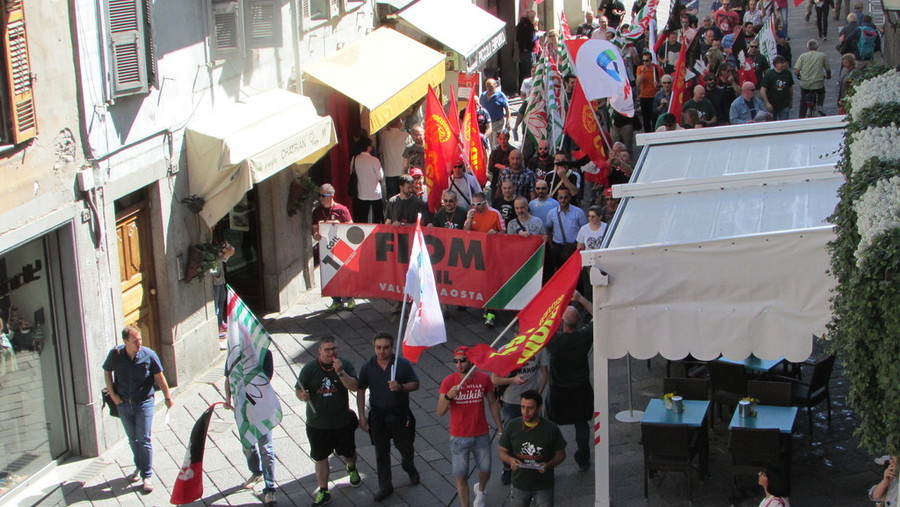 Sindacati esultano, siglato accordo sul rinnovo contratti comparto ...