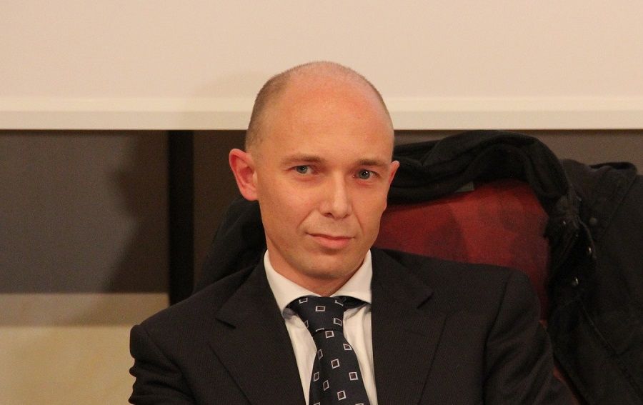 Il magistrato Carlo Introvigne lascia la procura di Aosta per quella di ...